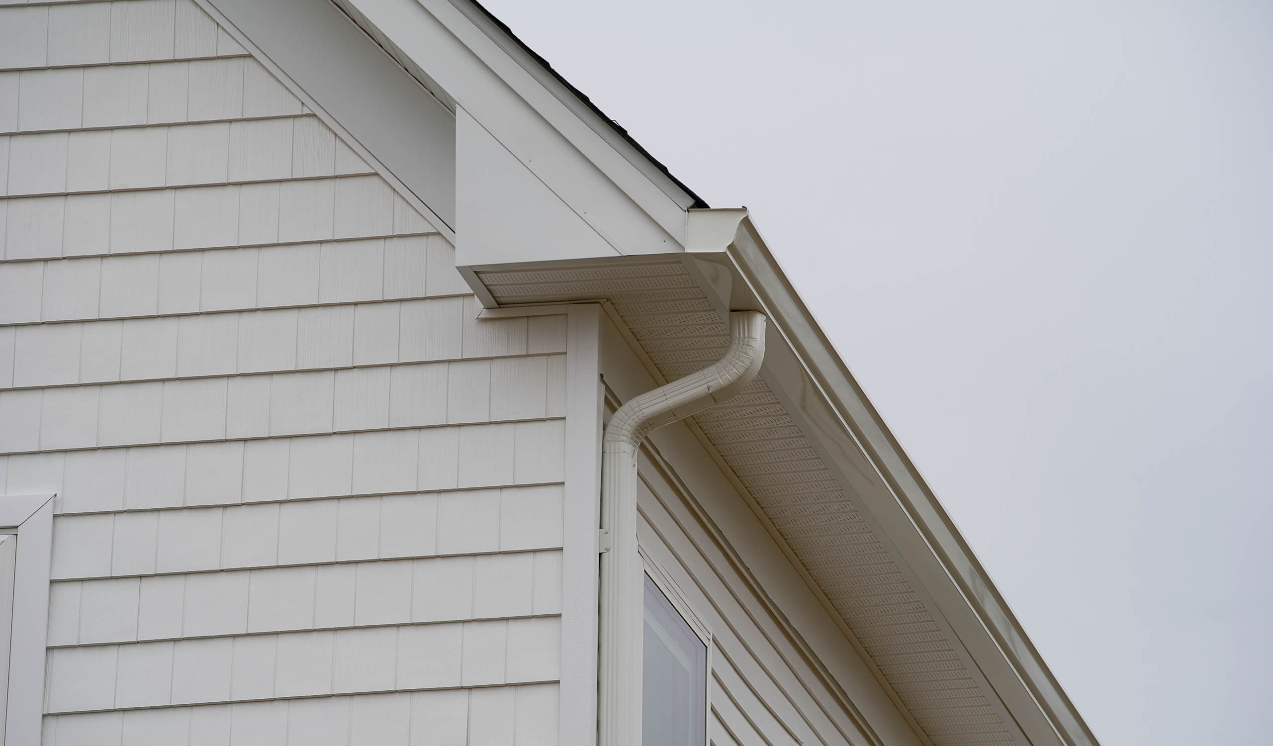 Seamless Gutters, Box Gutters, Gutter Guards & Custom Metal Flashings ...